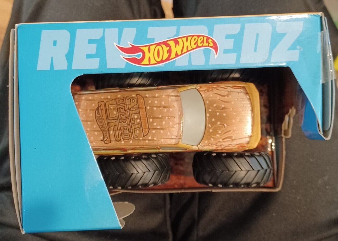 Hot Wheels Monster Trucks All Beefed Up Rev Tredz 1:43 BRAND NEW BC-1 ...