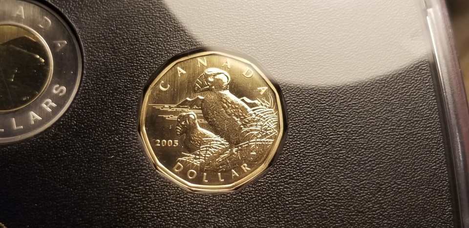 Canada 2005 Specimen Royal Canadian Mint Set With Rare Puffin Loon ...