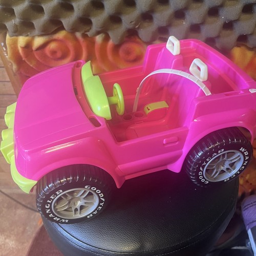 1999 Barbie Pink Green Jeep Wrangler Convertible Goodyear Tires Mattel ...