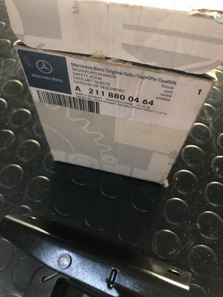 Lock Bonnet Mercedes Class And 2118800464 | eBay