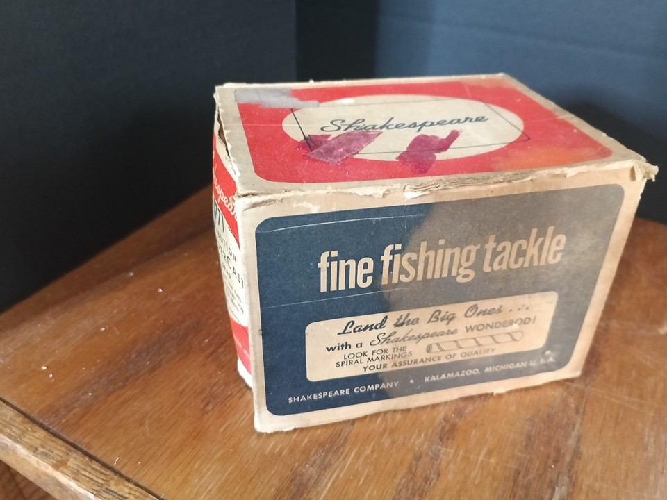 Vintage Shakespeare 1771 Wondercast Spincast Reel Model EF With Box | eBay