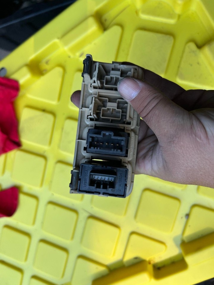 2004-2008 Acura TSX Driver Side Instrument DASH Panel SUNROOF Switch ...
