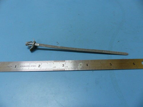 PIOLAX 24225-79900 Qty of 50 per Lot FASTNERS; body and cable clip ...