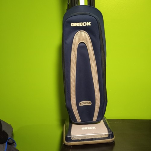 Oreck XL Silver U4200H24 Lightweight 2-Speed Upright Vacuum Cleaner ...