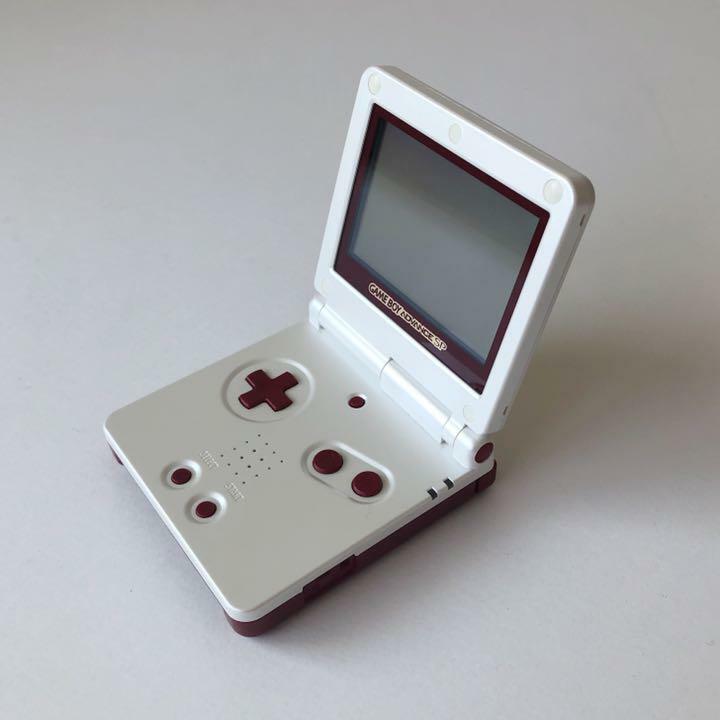 Nintendo Limited edition Game Boy Advance SP Famicom color body from ...