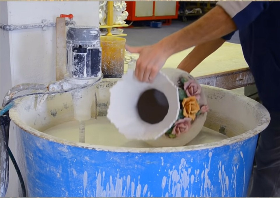 Lampadario Porcellana Capodimonte con Fiori Oro Swarovski lampada da ...