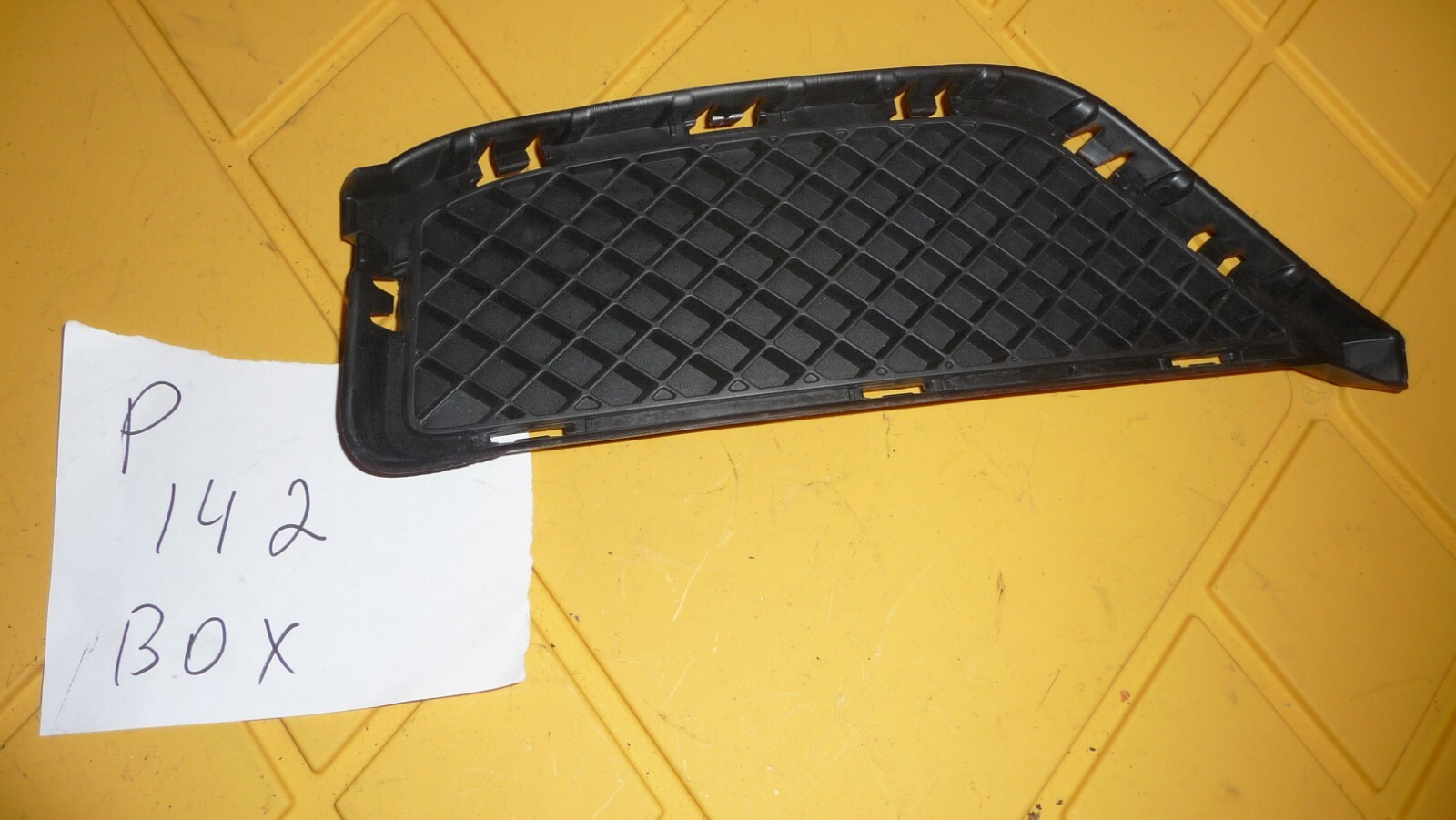 NEW BMW X1 E84 FRONT BUMPER TRIM GRILLE LEFT 7303755 51117303755 OEM | eBay