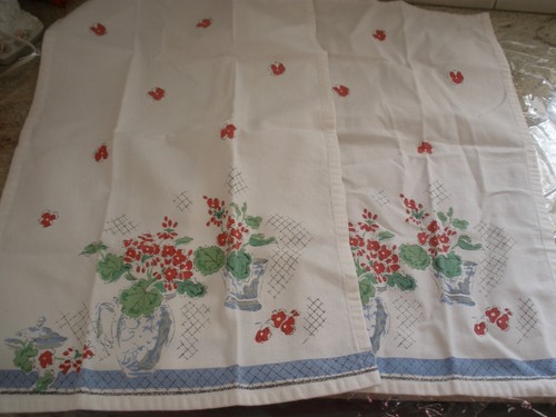 Lot of 2 TAG Kitchen Towels Vase with Flowers 16"x24" EUC (SU96) | eBay