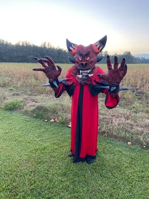 Dark Diablo Creature Reacher Halloween Costume. - Gem