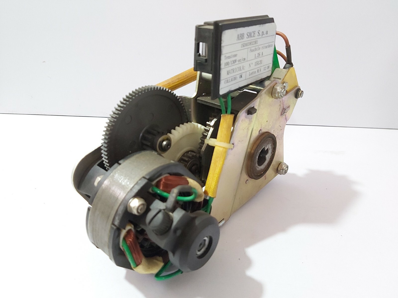 ABB SACE 1SDA03832R1 GEARED MOTOR DEVICE SUPPLY VOLTAGE 100/130V | eBay