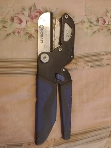 Kobalt 506437 Triple Handy Utility Cutter Swing Jaw 4" Lock With Blade ...