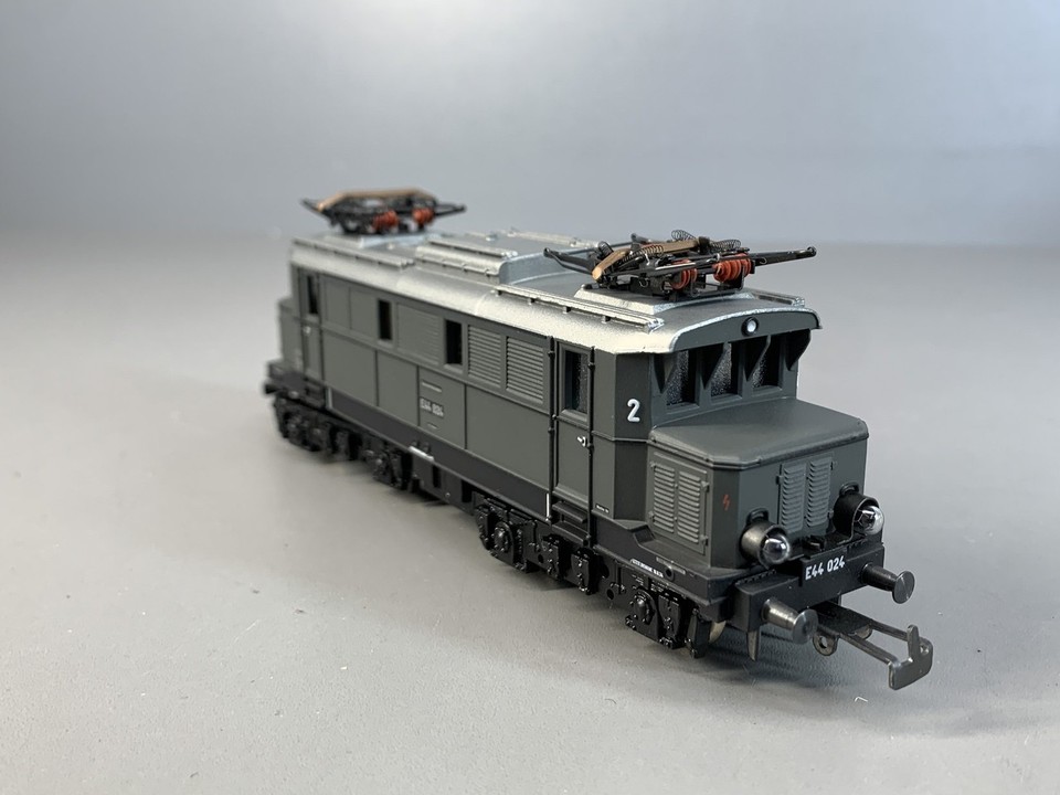 H0 MÄRKLIN DIGITAL Lokomotive DR BR E44 024 AC 30111 OVP / 4 I 554 ...