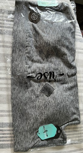 NWT LulaRoe LOTUS Rise Invincible Sports Bra 2X | eBay