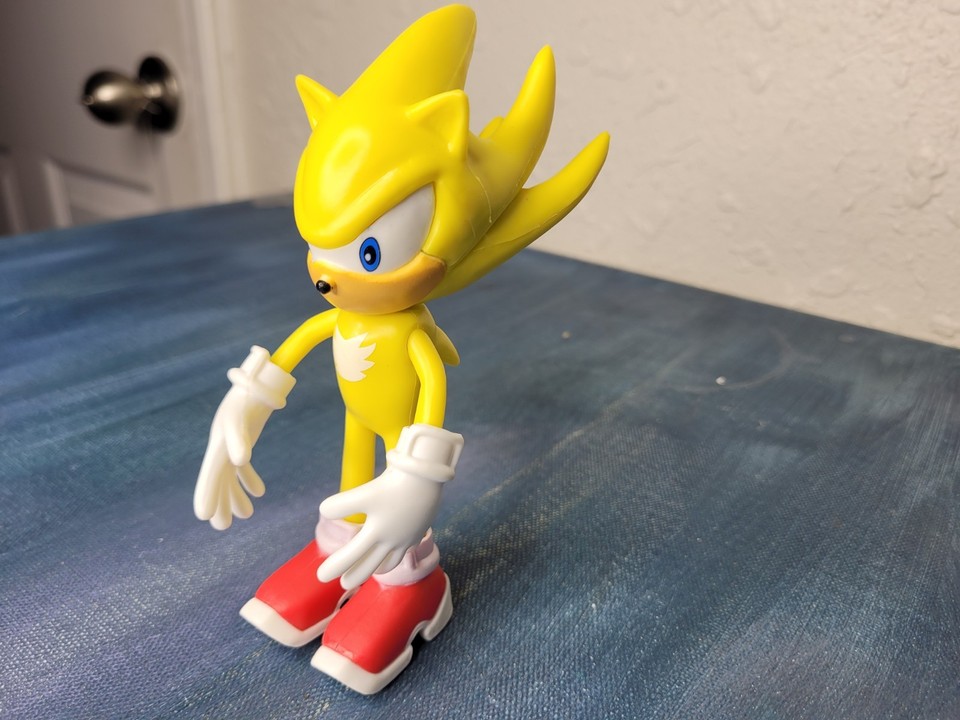 Sonic Adventure Sonic the Hedgehog Silver Knuckles 5" Poseable Figure ...