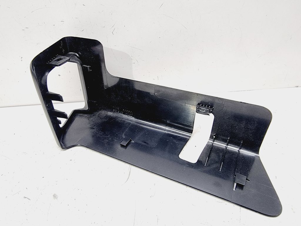 2012-2020 Volvo V60/XC60/V70/XC70/V40 Rear right seat lock trim ...