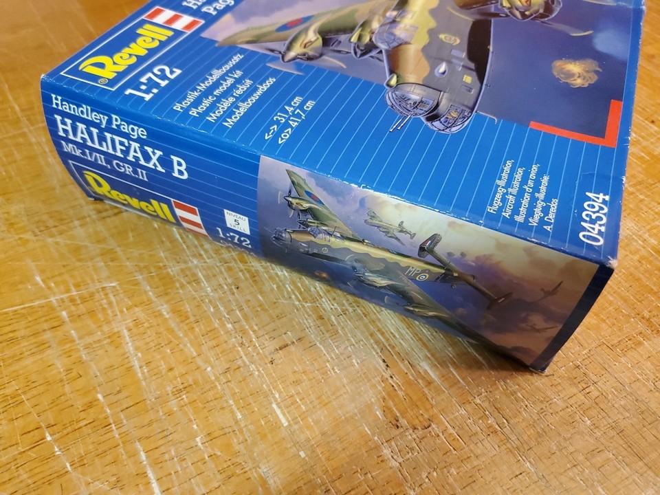 Revell 1/72 Handley Page Halifax B Mk.I B.Mk.II GR.II parts sealed Open ...