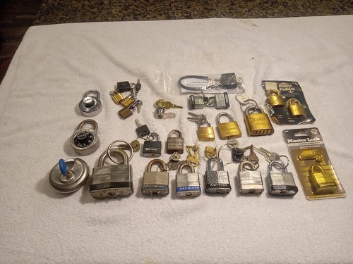 PADLOCKS Lot Of 25 Vintage/New/Antique. Huge Variety. Something For ...