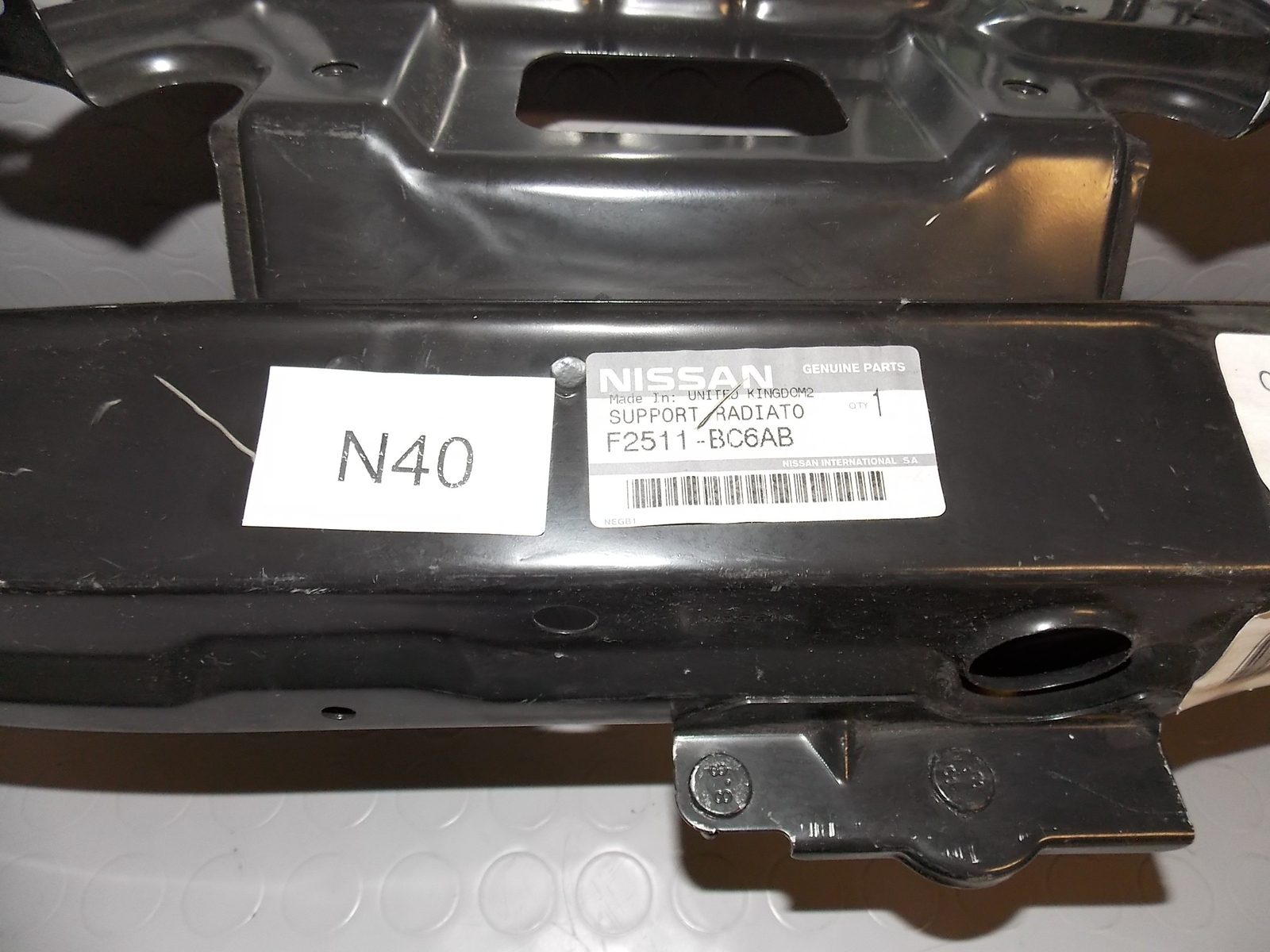 TRAVERSA PANNELLO RADIATORE FRONTALE ORIGINALE ADATTO A NISSAN MICRA ...