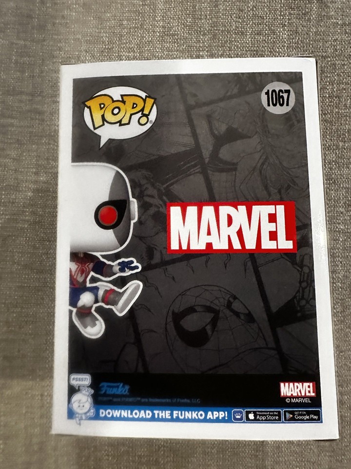 Funko Pop #1067 Spider Man Bug Eyes Armor 2020 Winter Con LE W ...