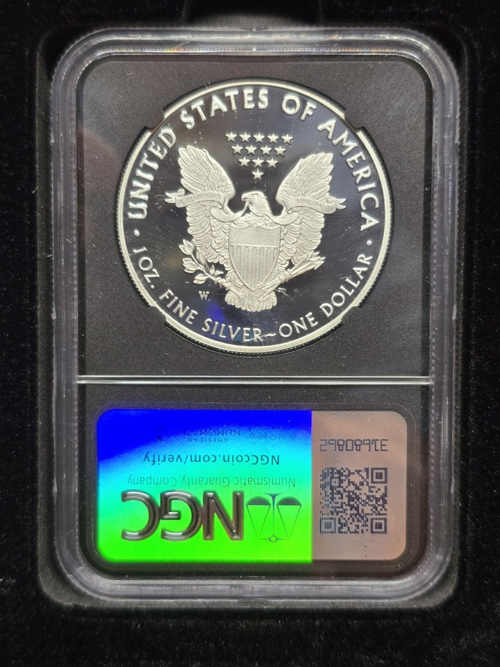 2020 W PROOF SILVER EAGLE WORLD WAR II V75 PRIVY PF70 NGC ULTRACAMEO ...