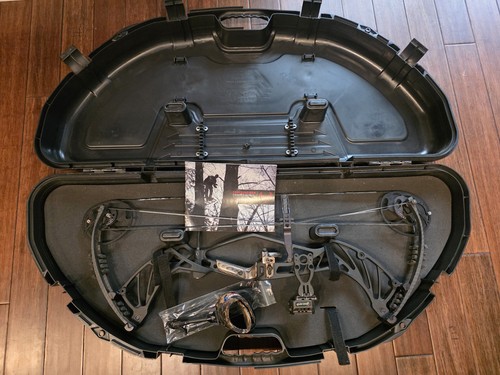 Hoyt Pro Defiant (Black) RH 60-70#, 28"-30" Draw Length | eBay