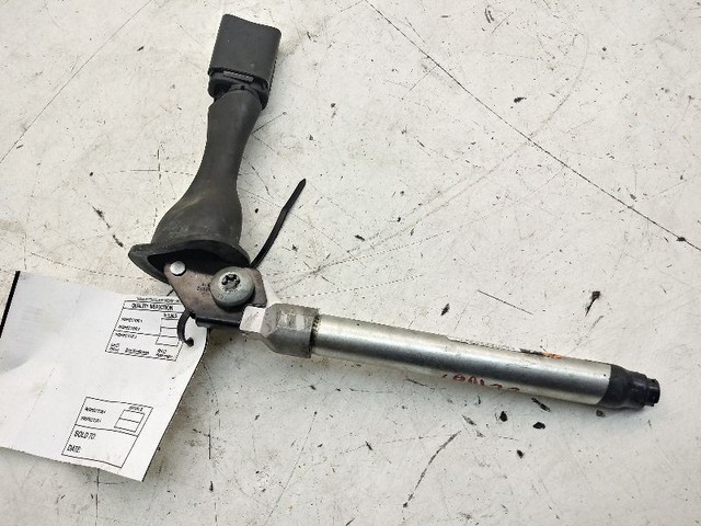 10-16 Cadillac SRX Front Right Passenger Side Seat Belt Buckle Black ...