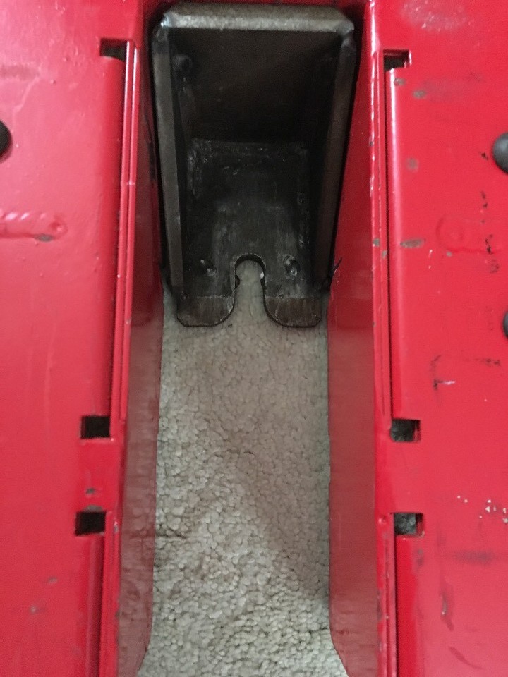 Gondola Skate Store Fixture Moving System Falcon Series 8 Fixture ...