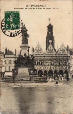 CPA Saint Quentin- Monument de 1557 et Hotel de Ville FRANCE (1046189 ...