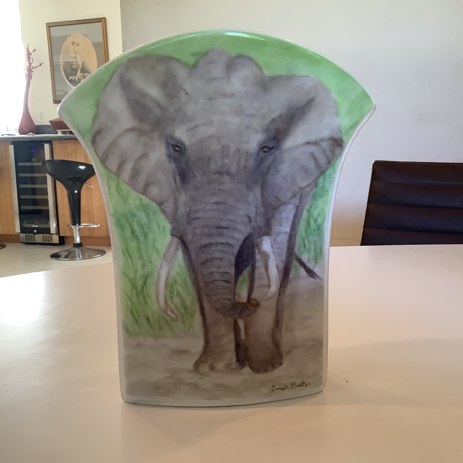 Carole Martin Cheetah & Elephant Hand Painted Signed Porcelain Vase WOW ...
