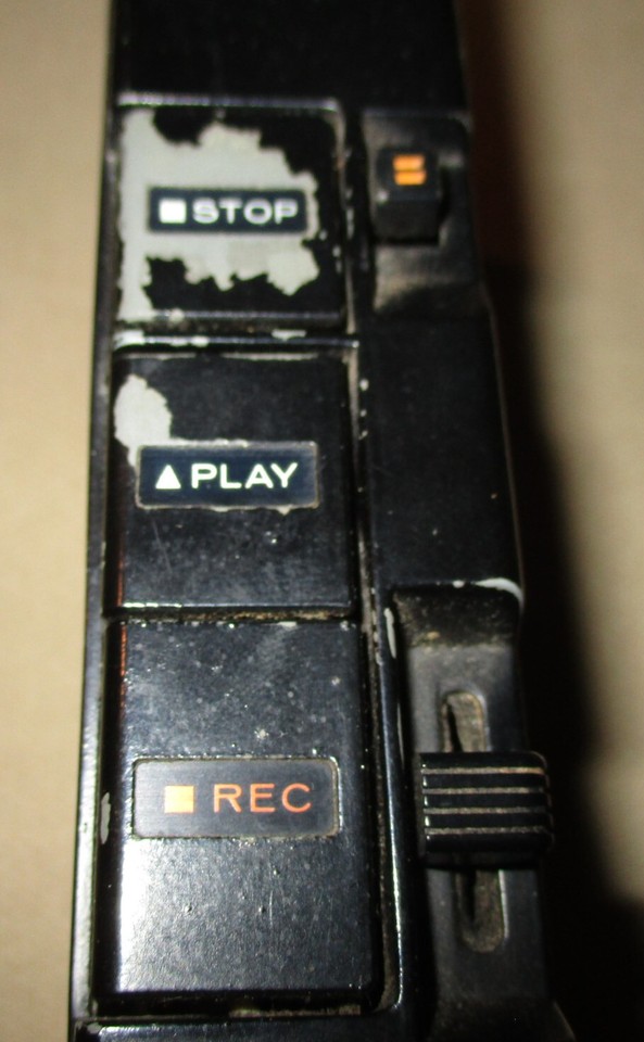 HITACHI TRQ-10 Voicecorder Cassette Tape Voice Recorder w/ Boxes - NOT ...