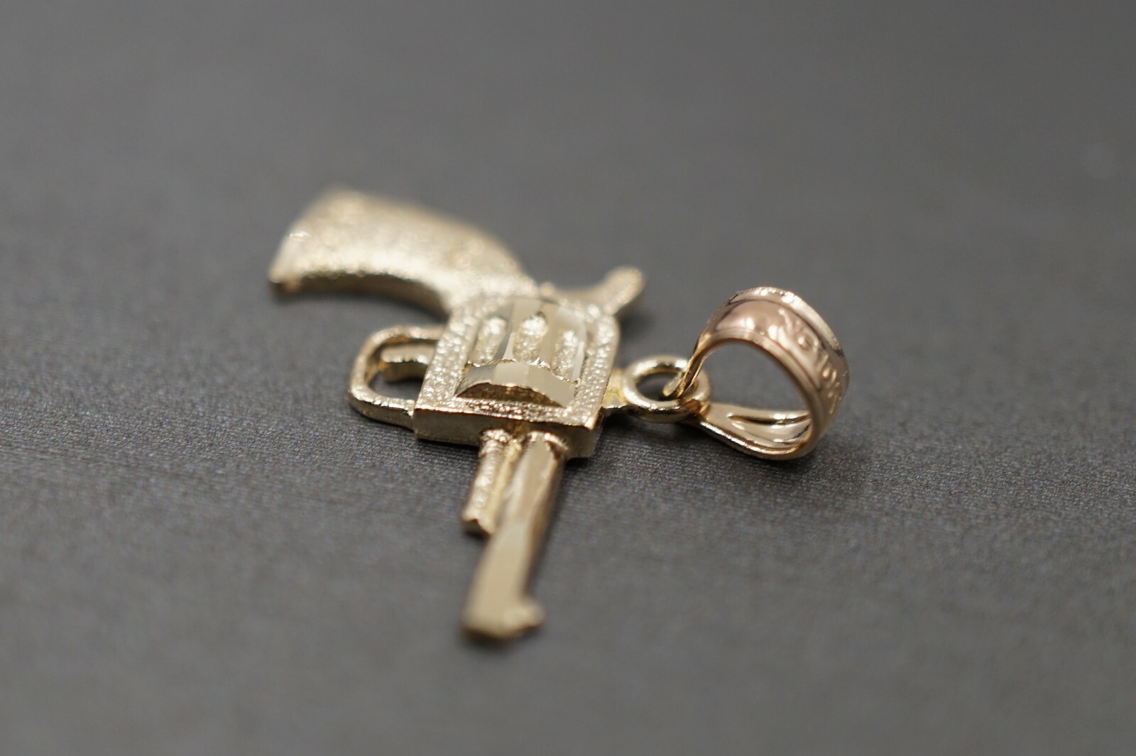 10K Solid Yellow Gold 0.7" Diamond Cut Small Pistol Gun Charm Pendant ...