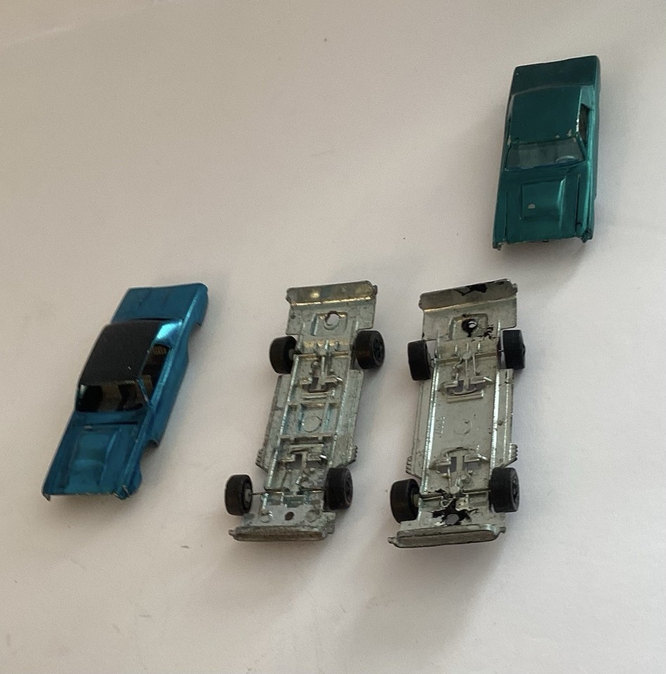 HOT WHEELS REDLINE 2 VTG 1968 CUSTOM T-BIRDS FOR RESTORATION OR PARTS ...