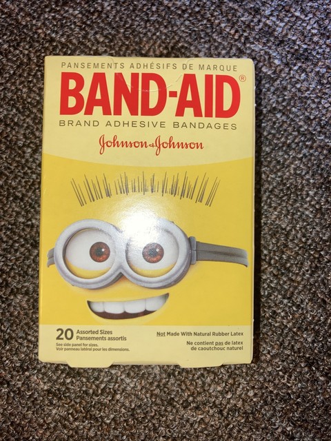 Minions Despicable Me BAND-AID BRAND Adhesive Bandages 2 Boxes of 20 ...