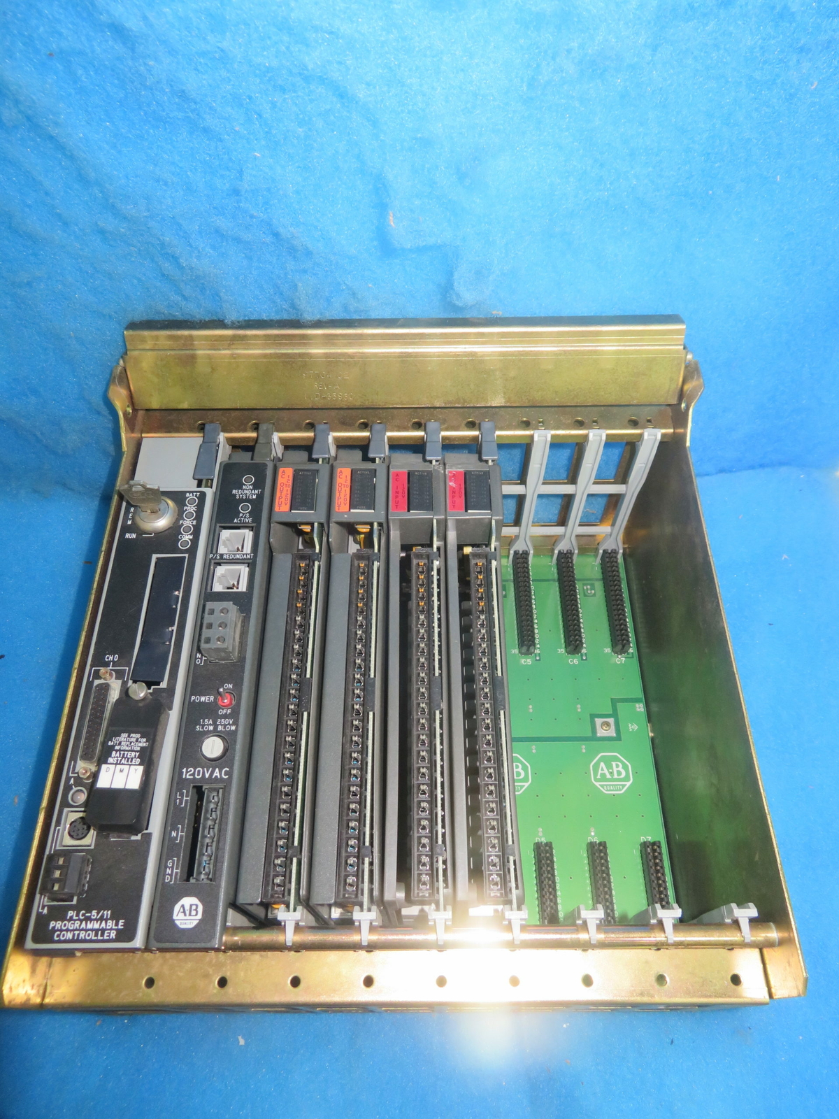 Allen Bradly 1771-A2B Server Rack w/ PLC-5/11 1771-OAD 1771-IAD Input ...