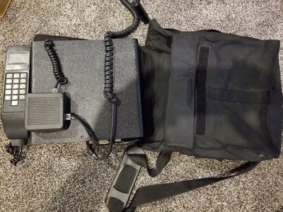 Vintage Novatel Cellular Car Phone Model 8305A + Bag Tested Powers On ...