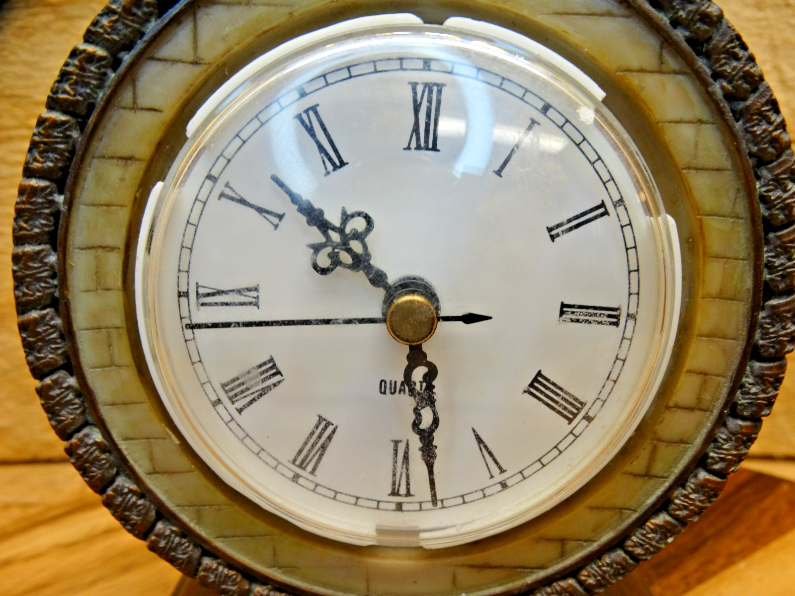 Beautiful Working Mastercraft Quartz Tabletop~ Desktop Clock 6-1/2" x 4 ...