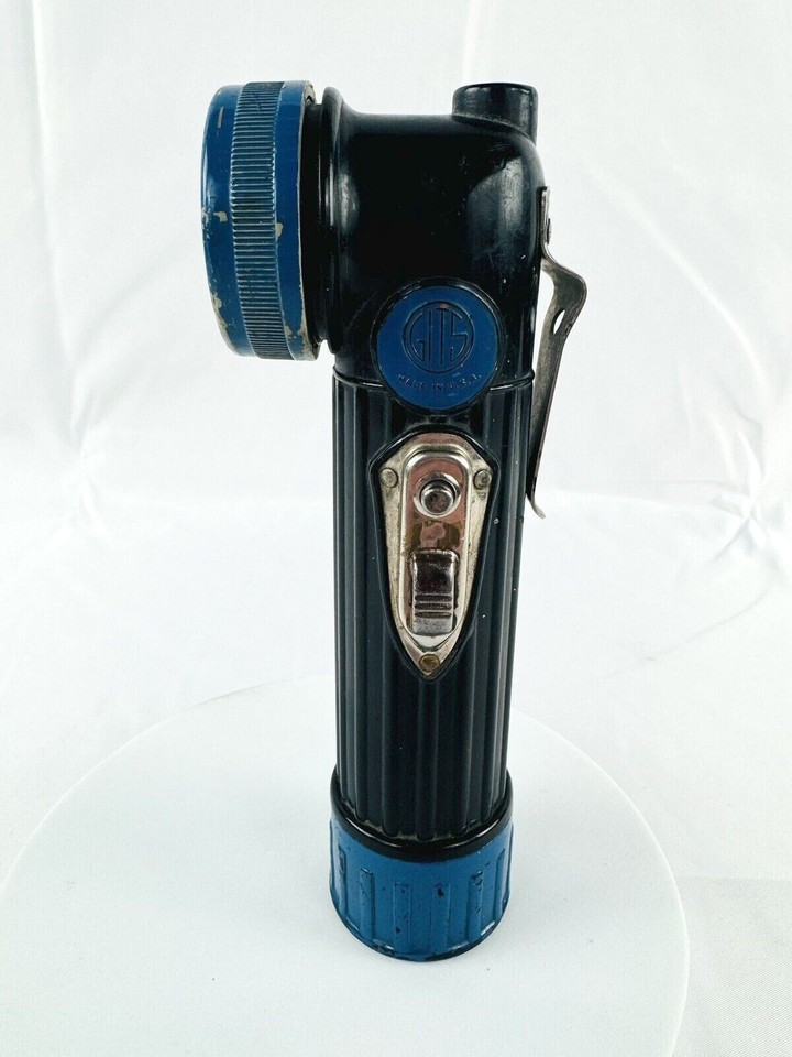1943 WWII GITS Military Flashlight -122- Tested & Working - Original ...