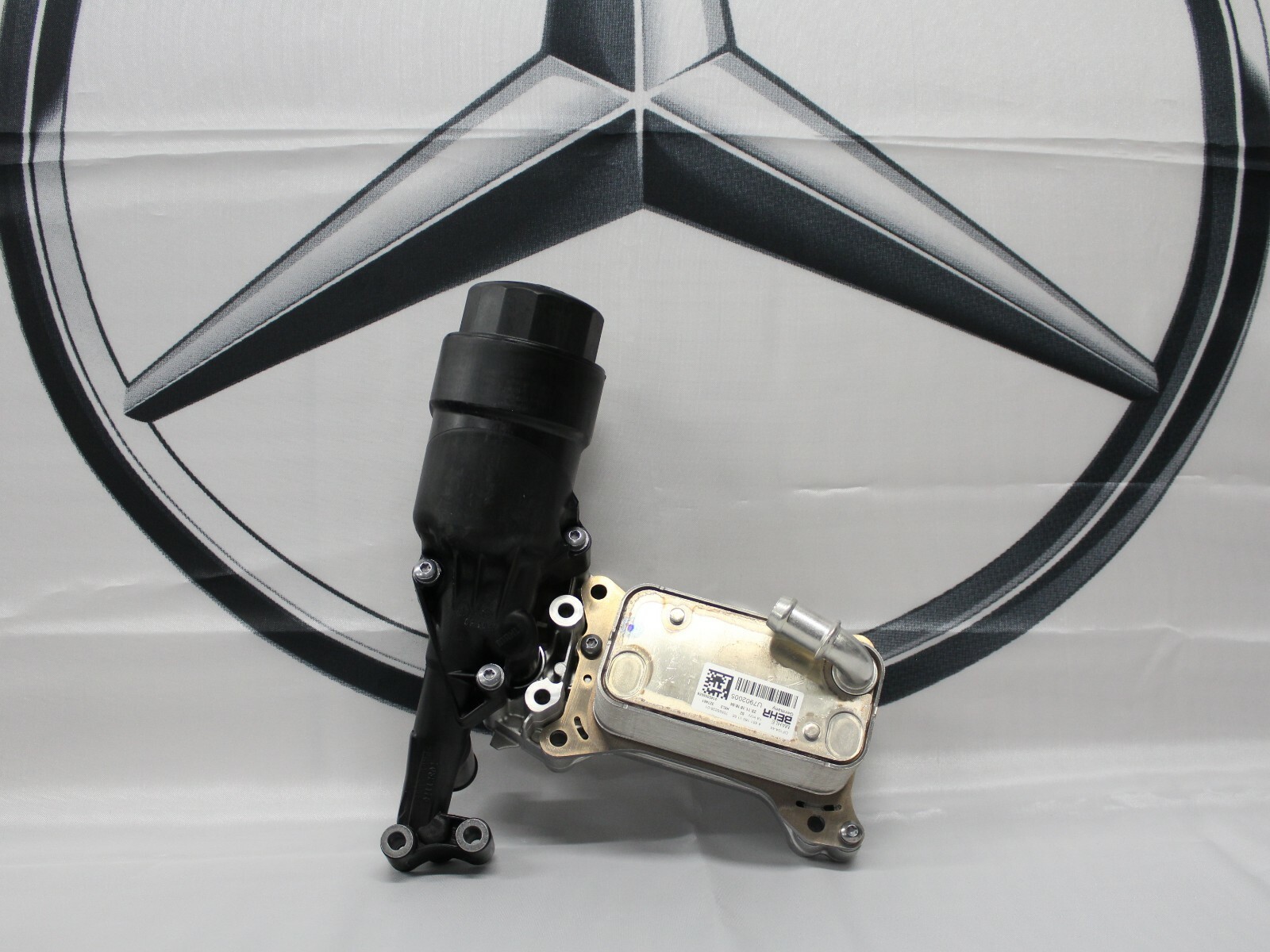 NEW Genuine Mercedes-Benz OM651 Engine Oil Filter Housing & Cooler ...