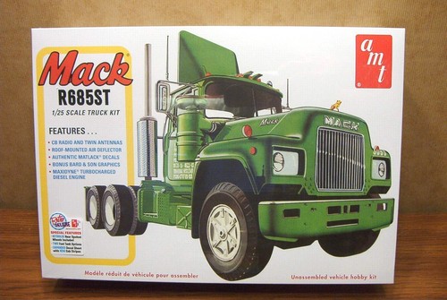 AMT MACK R685ST TRACTOR 1/25 SCALE MODEL TRUCK KIT | eBay