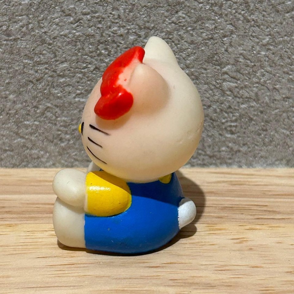 Heisei Sanrio Hello Kitty Figure | eBay