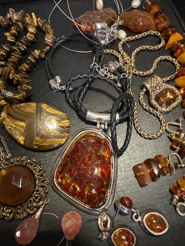 Vintage Estate Amber ? Lucite ? Pendants & Jewelry Bracelet Earring Lot ...