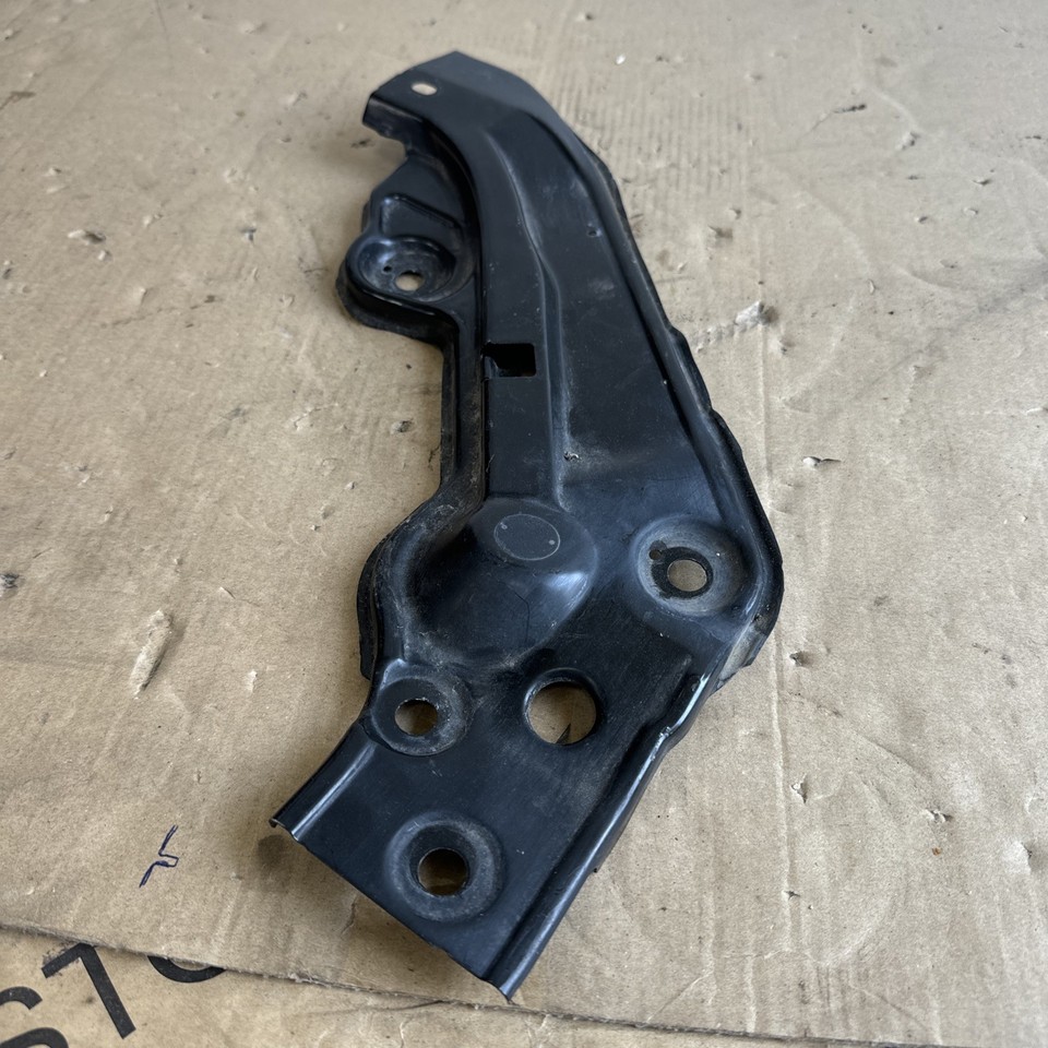 VW Polo 2G Scheinwerferträger Rechts Träger Halterung 2G0805932B | eBay.de