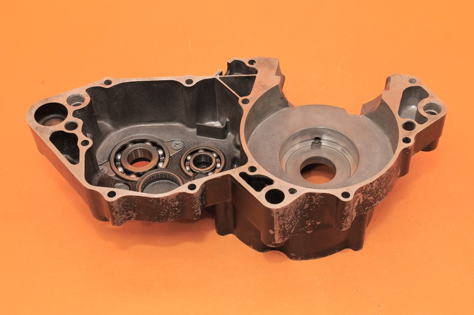 1985 85 CR500R CR500 OEM Left Engine Crankcase Carter Block Half Case Lower | eBay