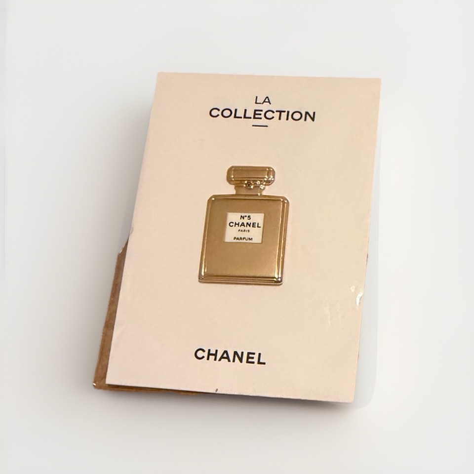 CHANEL No 5 Perfume Bottle Pin Brooch Gold Tone La Collection Badge New ...