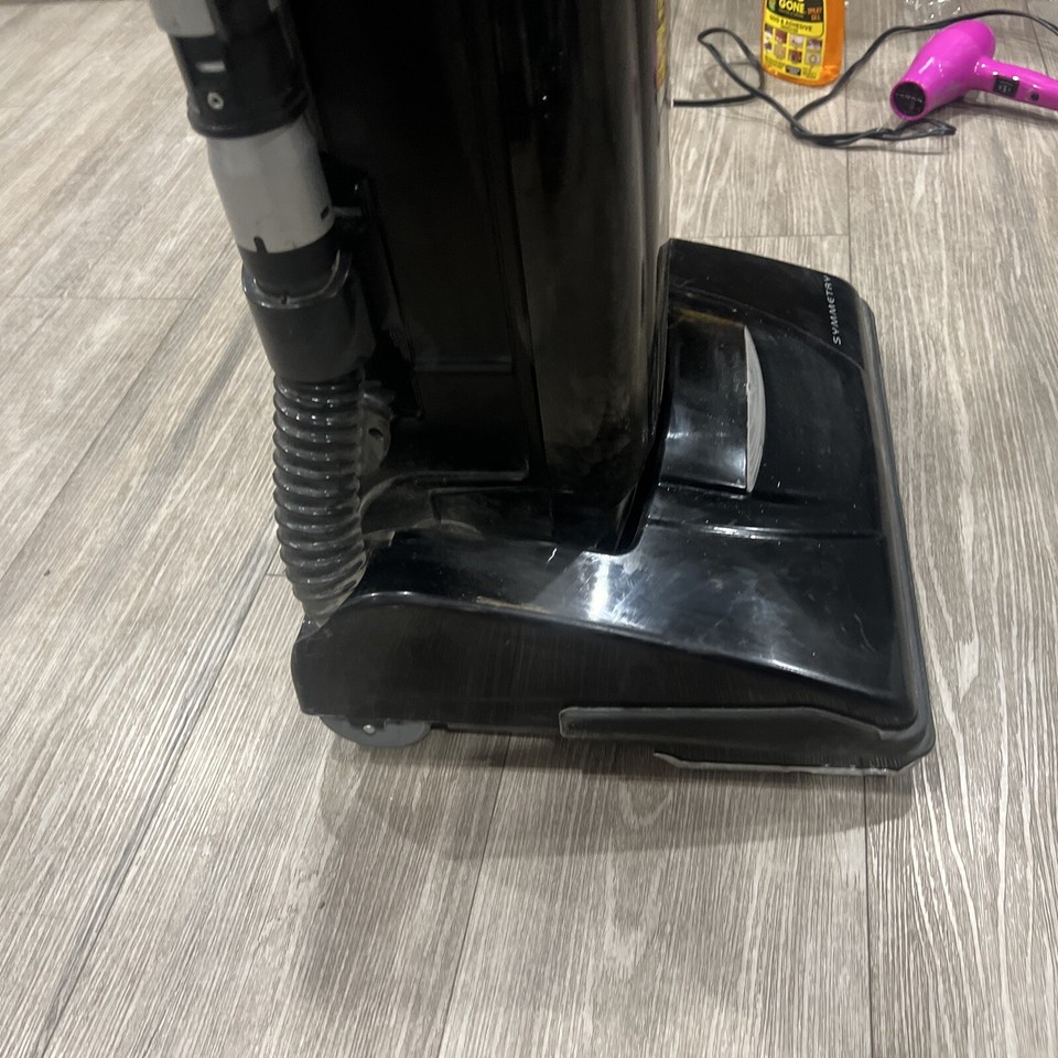 Simplicity USA S20D Symmetry Black Upright Bagged Household Vacuum ...