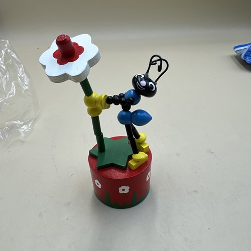 #N56- Vintage Ladybug With Flower Wooden Push Button Collapsing Puppet ...