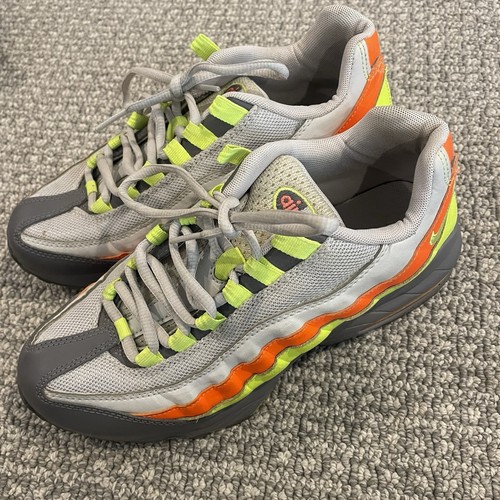 Nike Air Max 95 Sneakers Size 7Y GS Vast Gray Orange Volt Youth Shoes ...