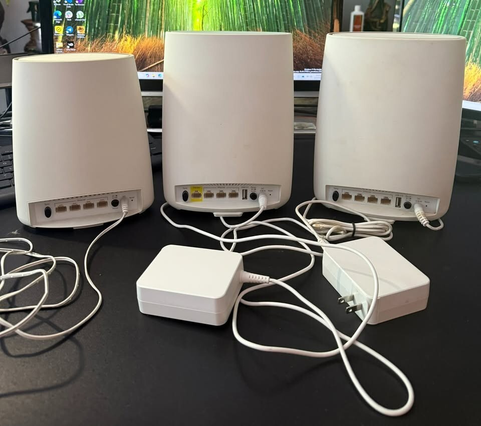 Netgear Orbi RBR50 Router + 1 RBS50 and 1 RBS40 Satellites — Whole-Home ...