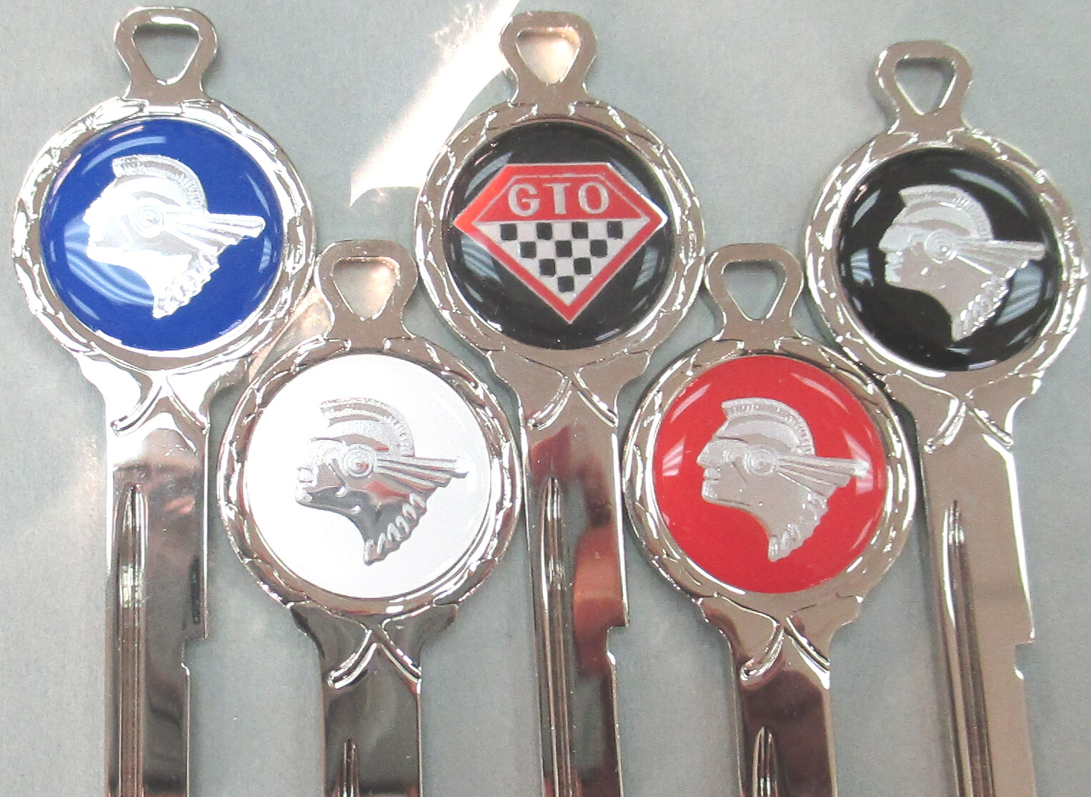 Red w/Silver Pontiac INDIAN CHIEF Deluxe Classic Keys Set 1952 1953 ...