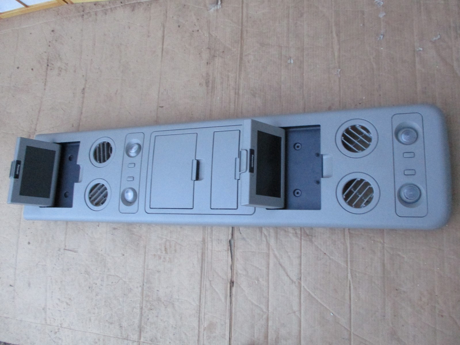 04-07 Nissan Quest GRAY Overhead Entertainment Console w/2 DVD Screens ...